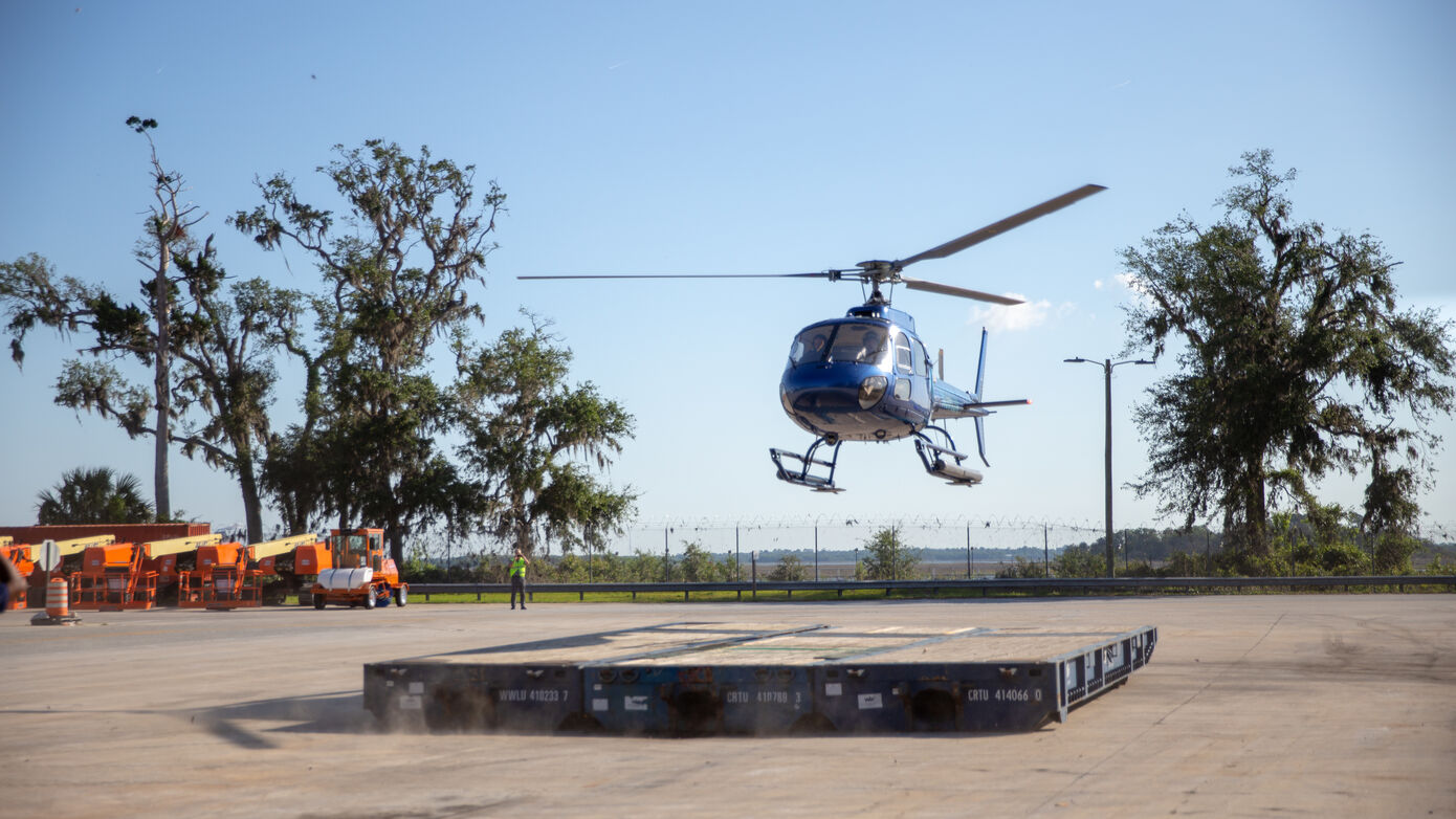 Greeting flying cargo - Wallenius Wilhelmsen