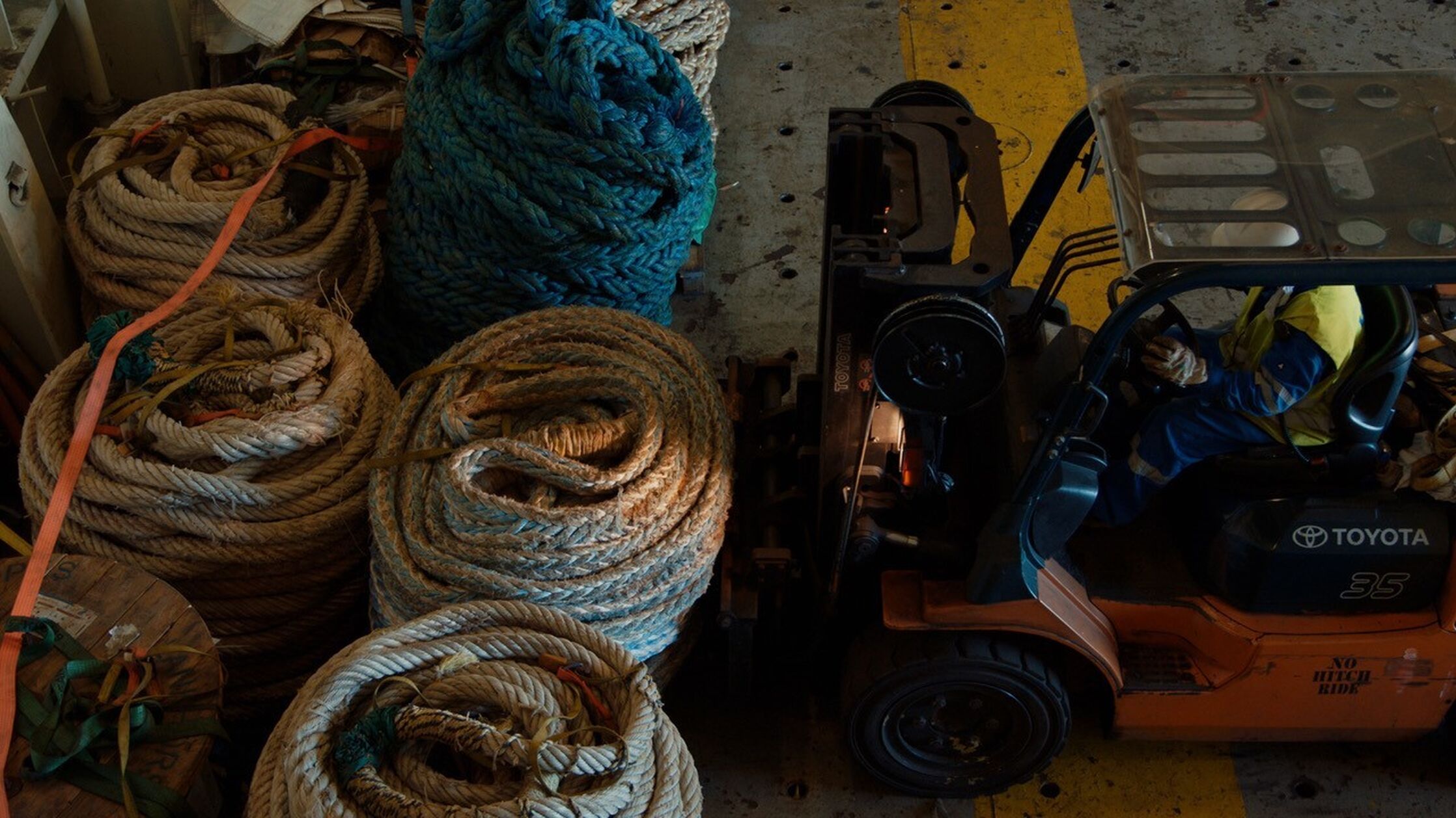 The world’s oceans are hanging by the rope! Safety and the environment ...