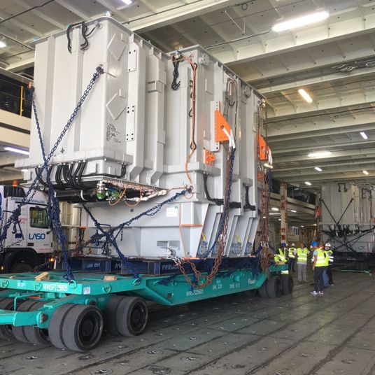 Power & energy - Industries we serve - Wallenius Wilhelmsen