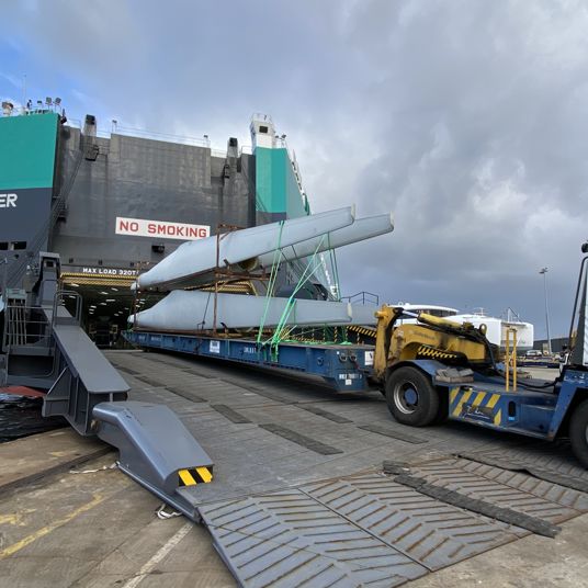 Transport break bulk cargo the RoRo way - Wallenius Wilhelmsen